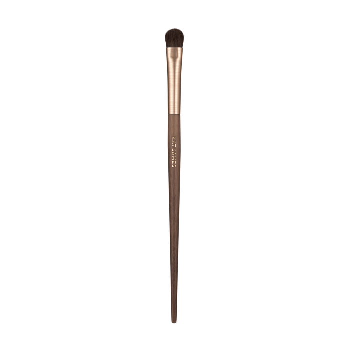 Eyeshadow Base Brush for Mature Eyes | Build Your Perfect Eye Canvas ...
